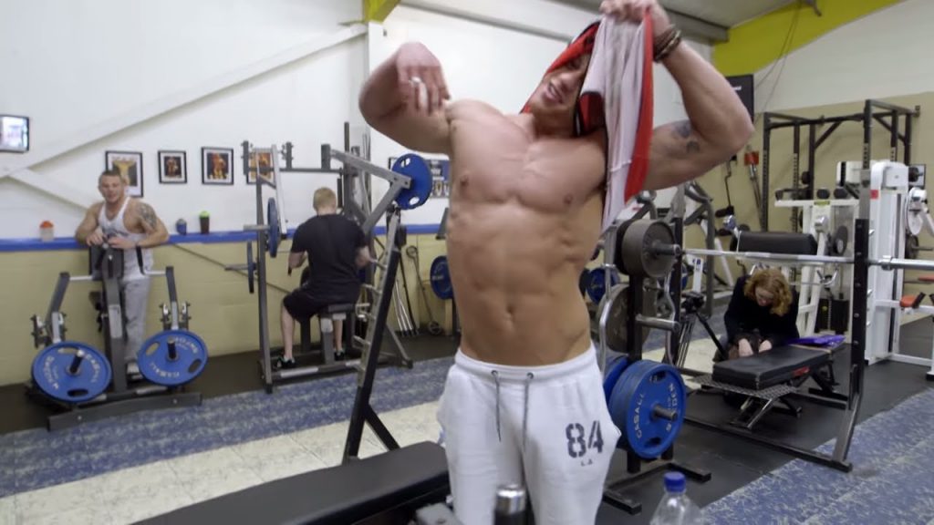 Bodybuilding Gains – Beautiful BUT Broke (Documentary TV Series) – Man ...