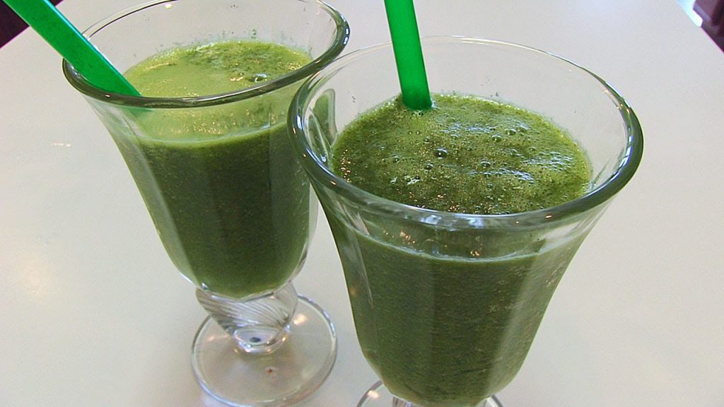 Betty's Chia Seed Green Smoothie – Man-Health-Magazine-Online.com